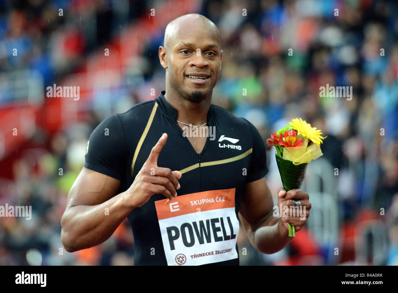 Athletics sports asafa powell hi-res stock photography and images - Alamy