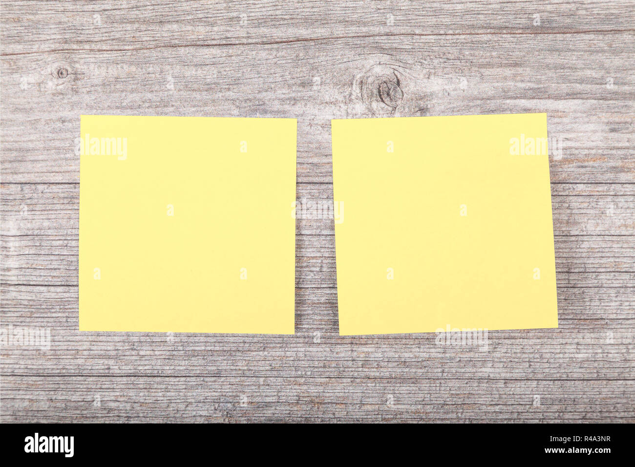 2 post it notes hi-res stock photography and images - Alamy