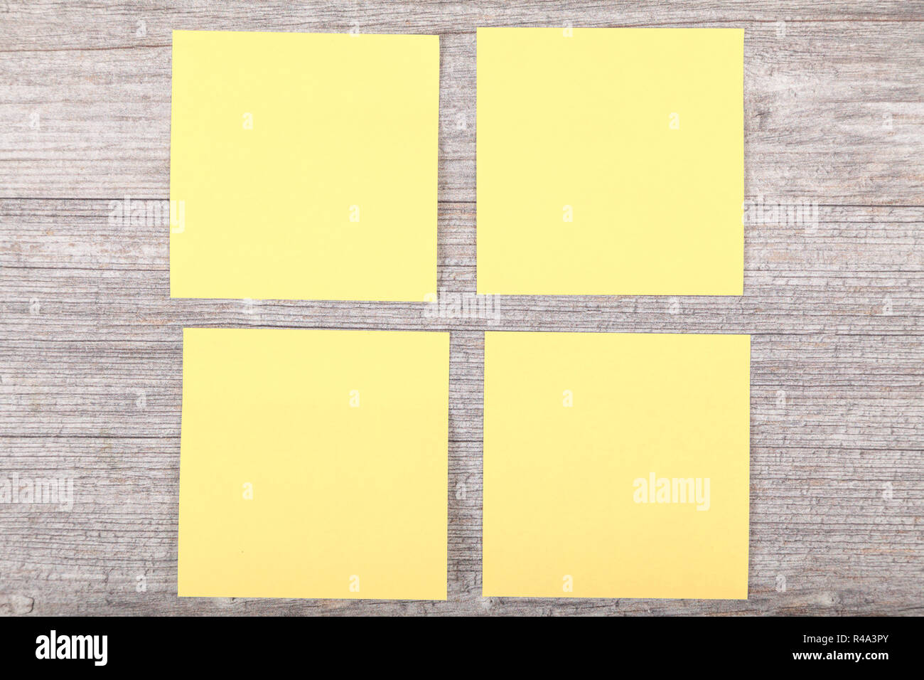 Yellow stickies hi-res stock photography and images - Alamy