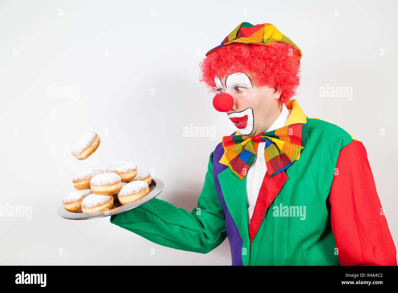 Clown circus falling hi-res stock photography and images - Alamy