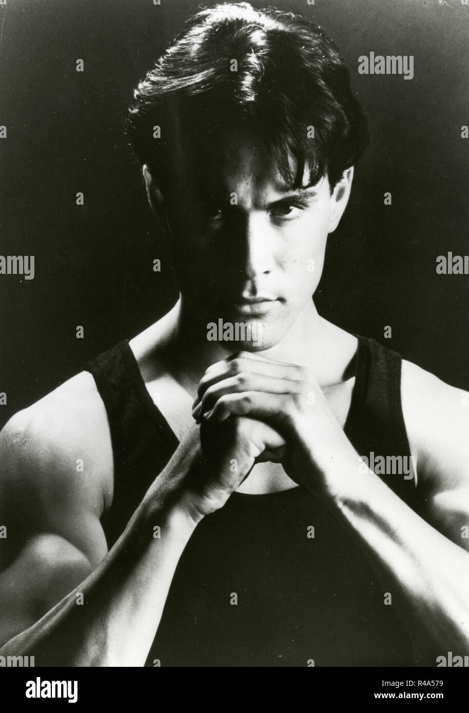 Actor Brandon Lee in the movie Rapid Fire, 1992 Stock Photo - Alamy