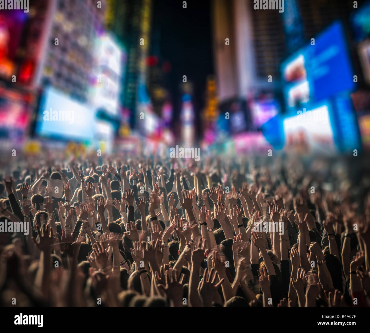 New year's eve party in new york hi-res stock photography and images ...