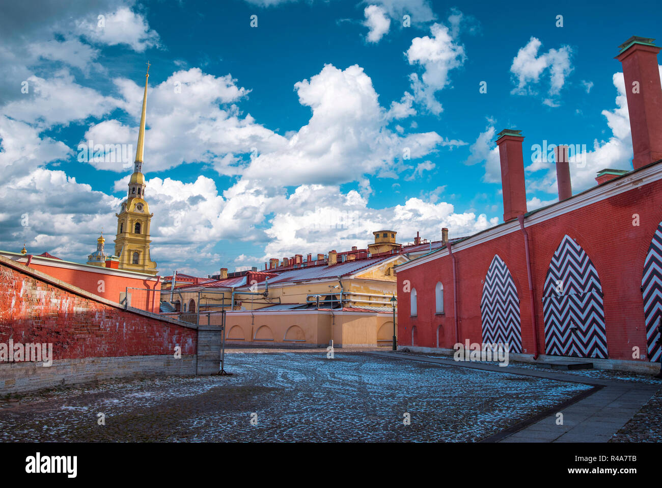 Peter and Paul Fortress in St. Petersburg, located on the Hare Island Stock Photo - Alamy