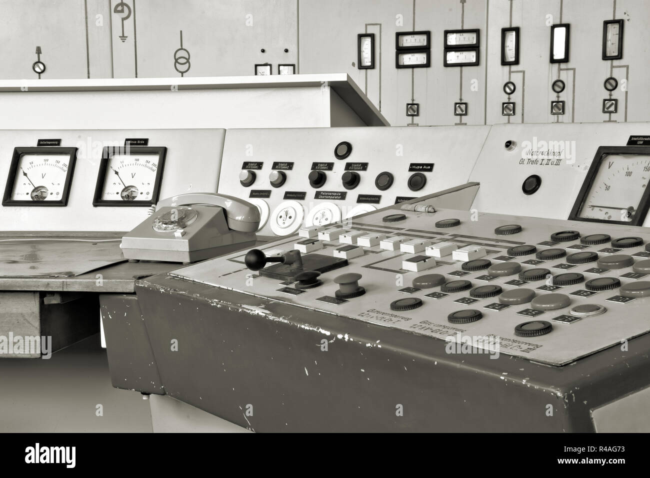 Control center in the former open-pit mine Ferropolis Stock Photo - Alamy