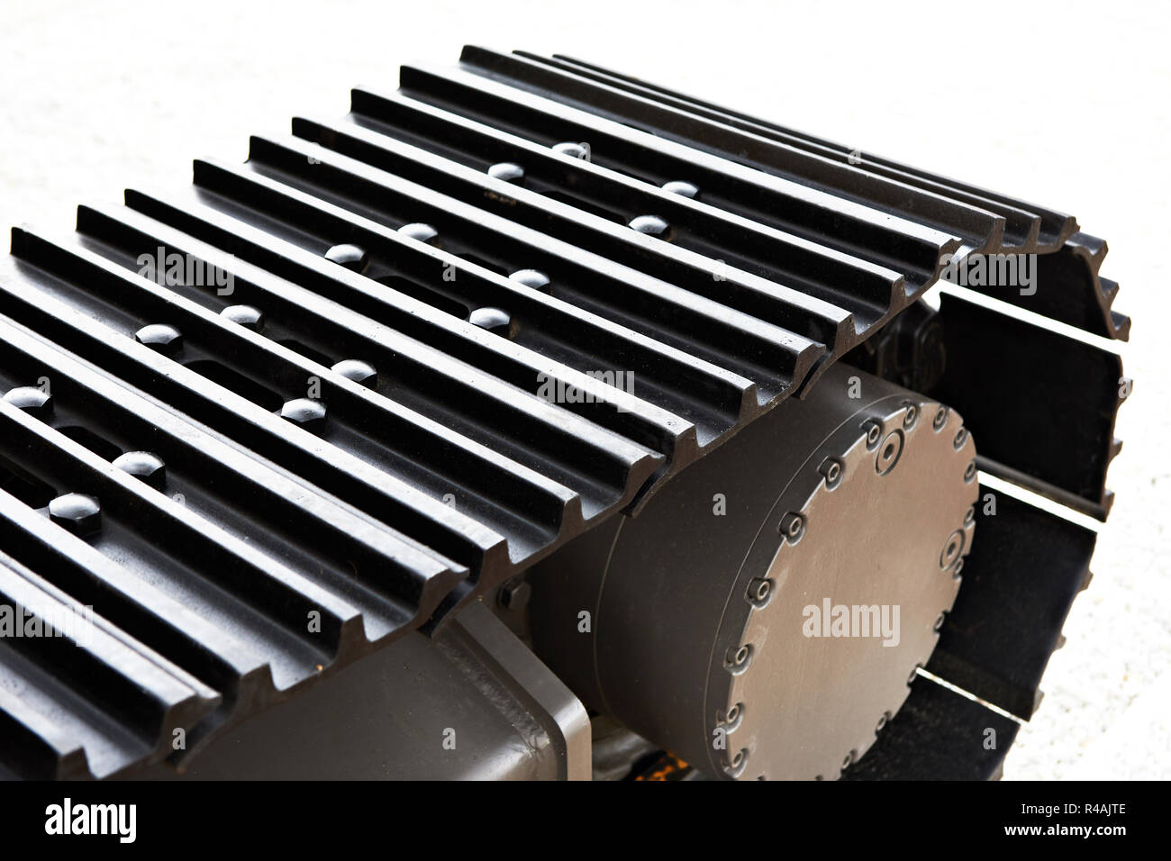 Continuous track hi-res stock photography and images - Alamy