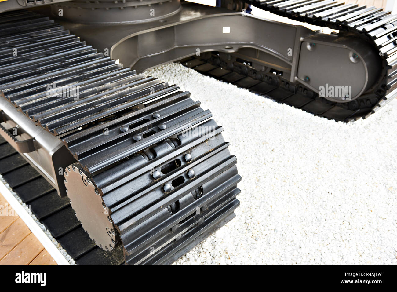 Continuous track hi-res stock photography and images - Alamy