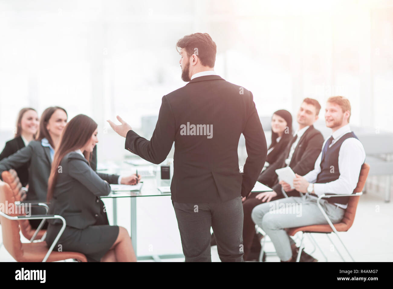 senior Manager of the company holds a working meeting with business ...