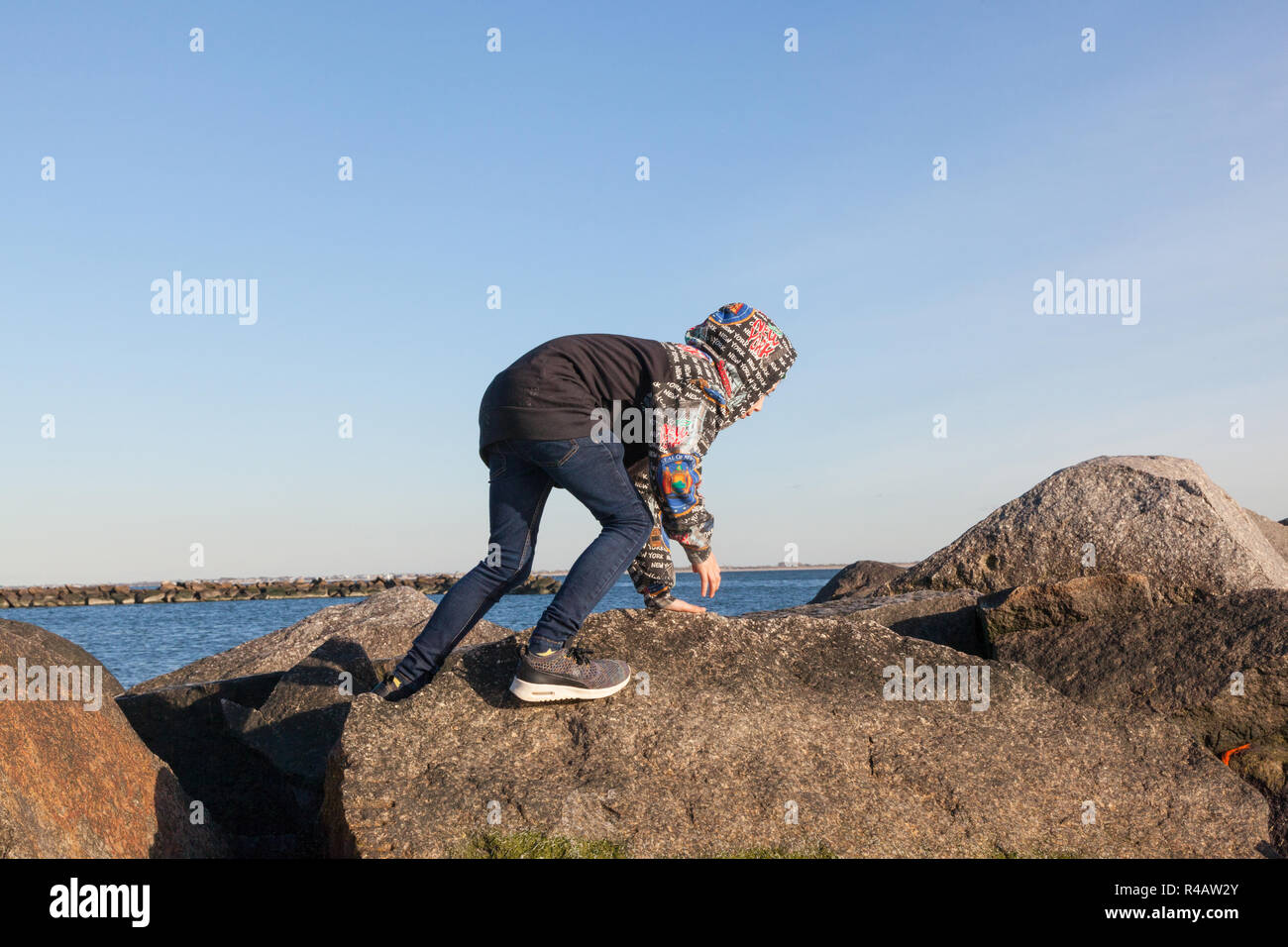 Coney island beach rocks hi-res stock photography and images - Alamy