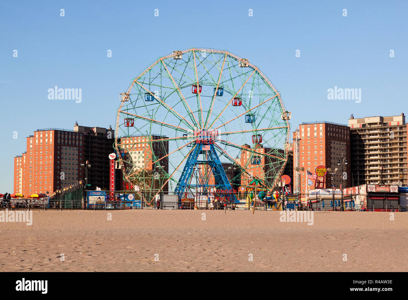 Wonder Wheel Ferris wheel, Coney Island, Brooklyn, New York, N.Y ...