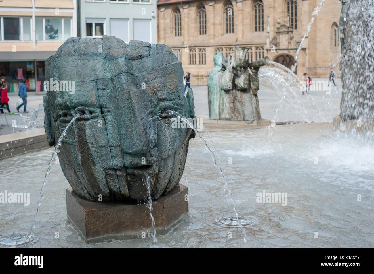 Water fountains europe hi-res stock photography and images - Alamy