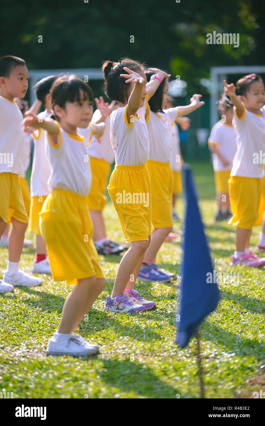 Malaysia children exercise hi-res stock photography and images - Alamy