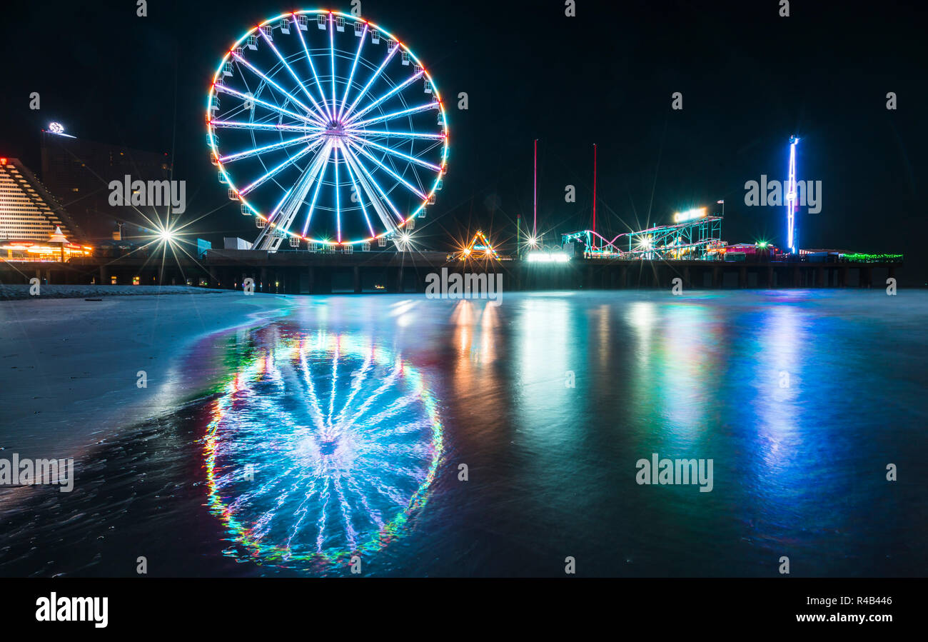 New jersey shore boardwalk at night hi-res stock photography and images ...