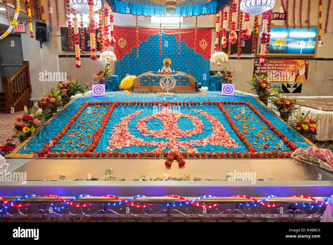 The altar at Baba Makhan Shah Lobana Sikh temple in Richmond Hill ...