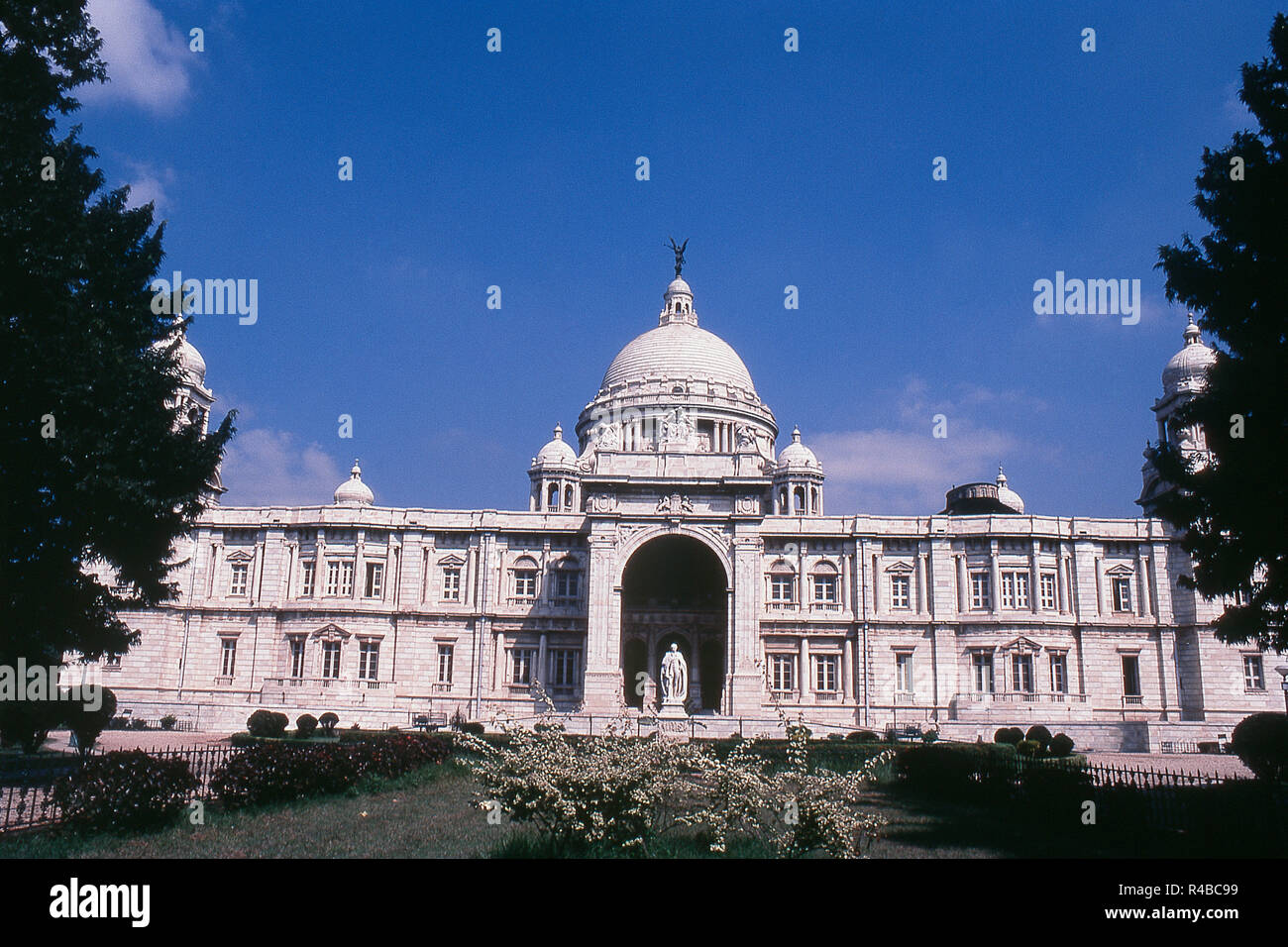 Exterior of Victoria memorial, Calcutta, West Bengal, India, Asia Stock ...
