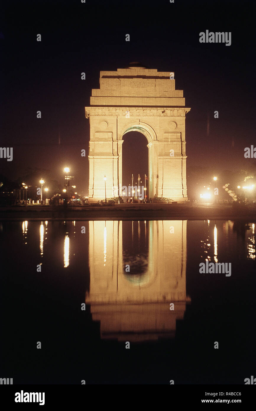 Reflection of illuminated India Gate, New Delhi, India, Asia Stock Photo - Alamy