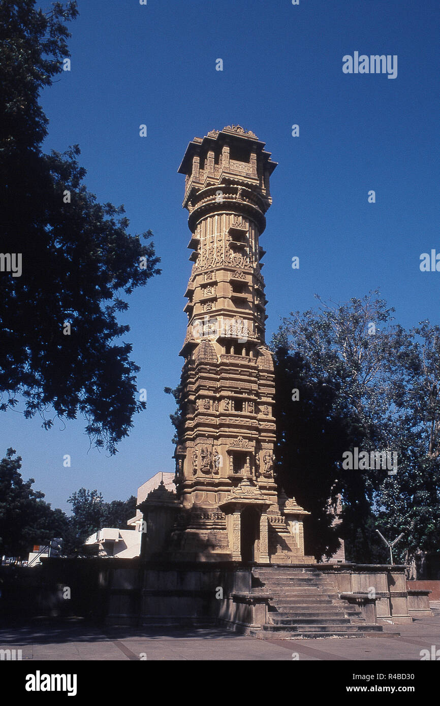 Stambha at Hutheesing Jain Temple, Ahmedabad, Gujarat, India, Asia ...