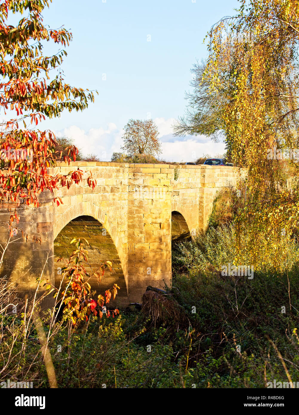 The old York Road bridge actross the River Nidd, Yorkshire, England, UK ...