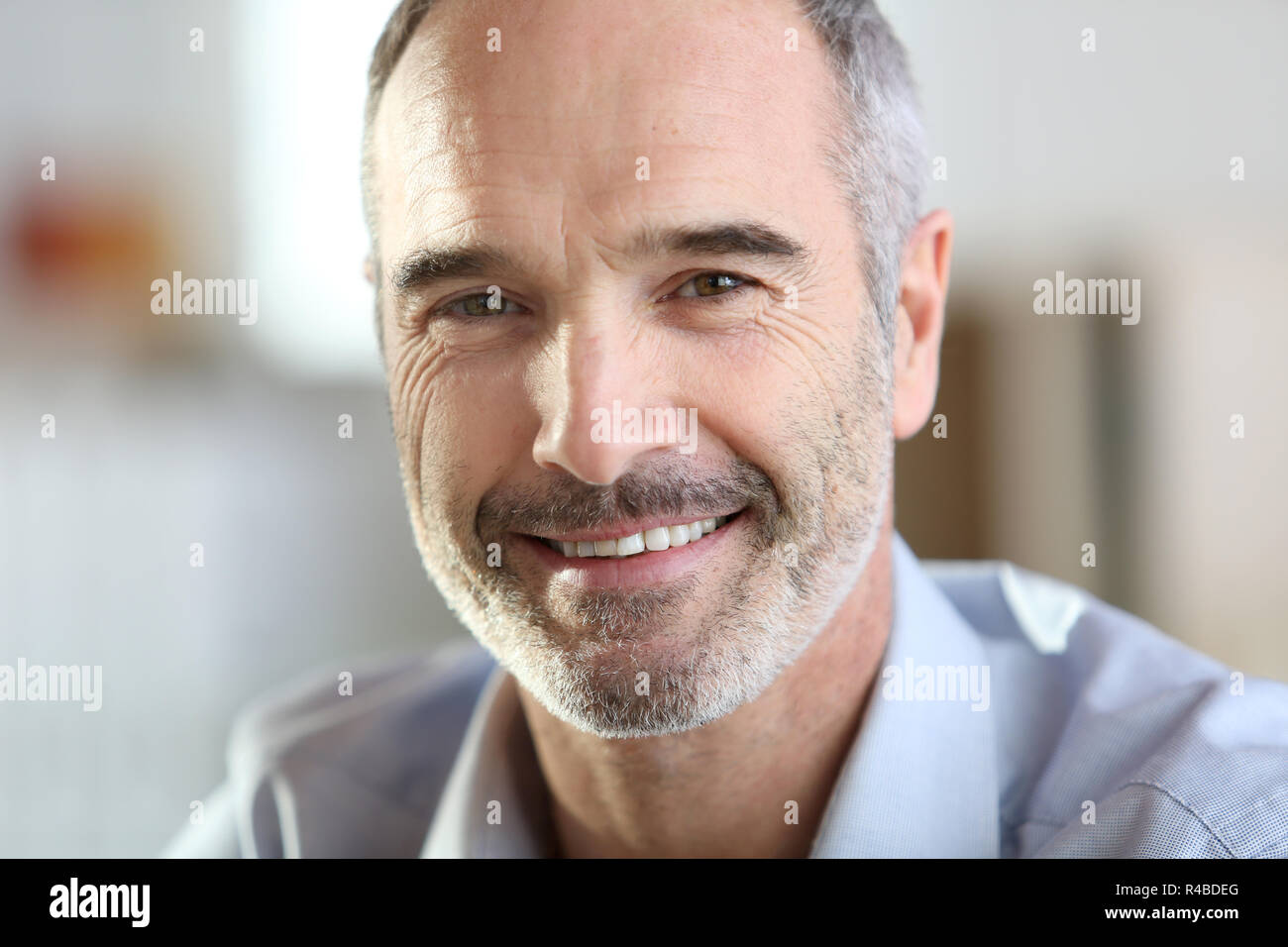 Goodlooking man elderly hi-res stock photography and images - Alamy