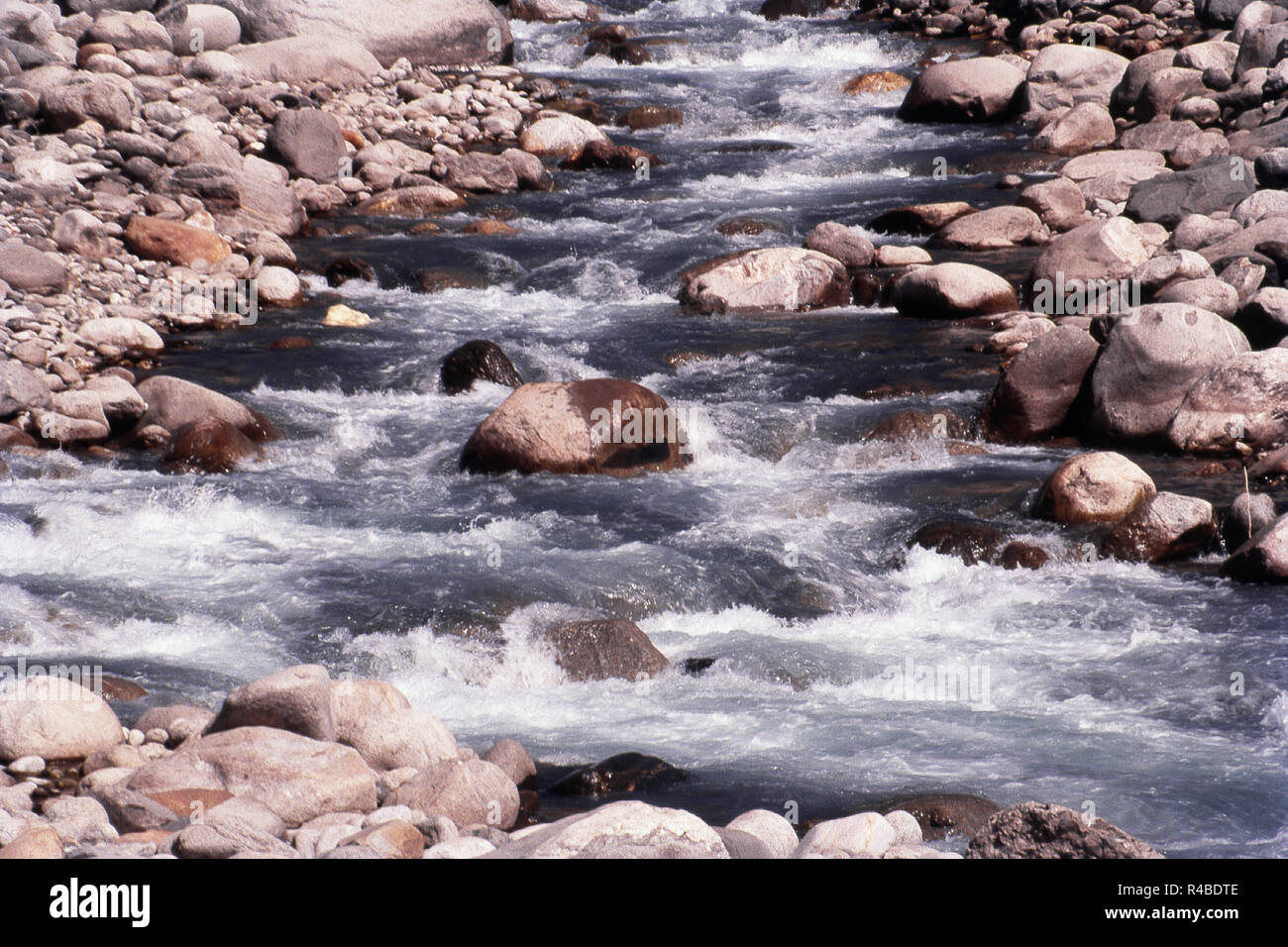 Beas river flow hi-res stock photography and images - Alamy