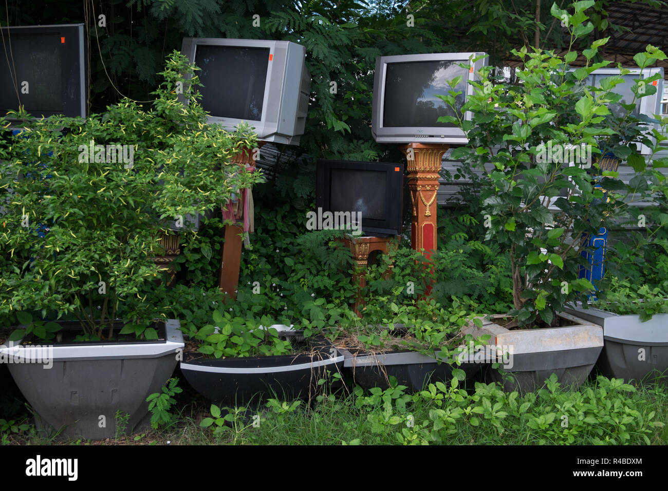 Old computers installation hi-res stock photography and images - Alamy