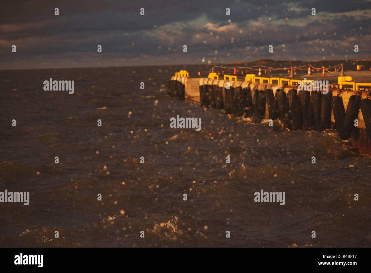 Stormy weather breakwater quay hi-res stock photography and images - Alamy