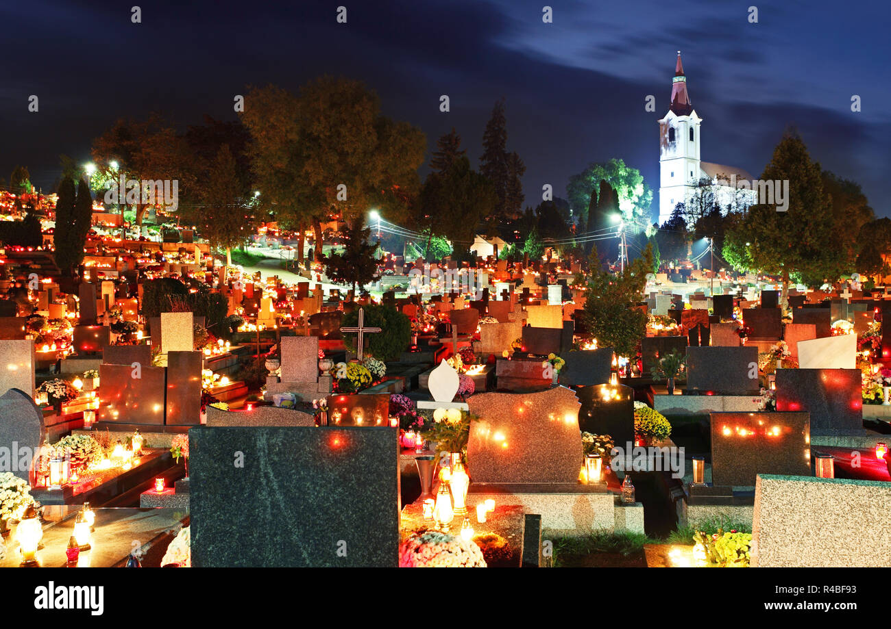 Cemetery at night hi-res stock photography and images - Alamy