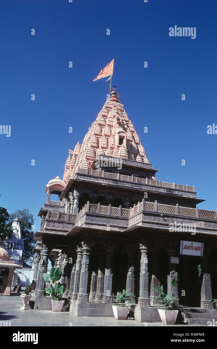 Exterior view of Mahakaleshwar Temple, Ujjain, Madhya Pradesh, India ...
