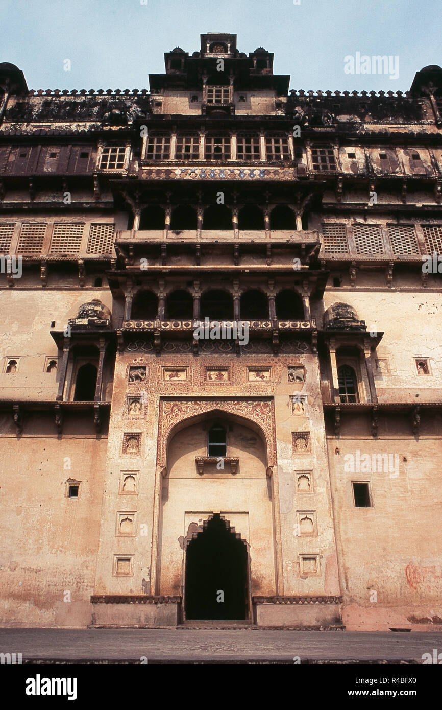 Facade of Rajabir Singh Deo Palace, Datia, Madhya Pradesh, India, Asia ...