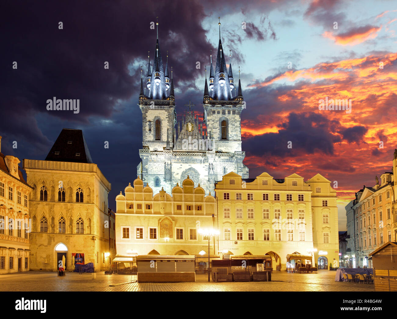 Czech old square hi-res stock photography and images - Alamy