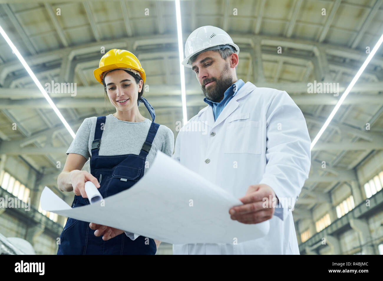 Plans factory hi-res stock photography and images - Alamy