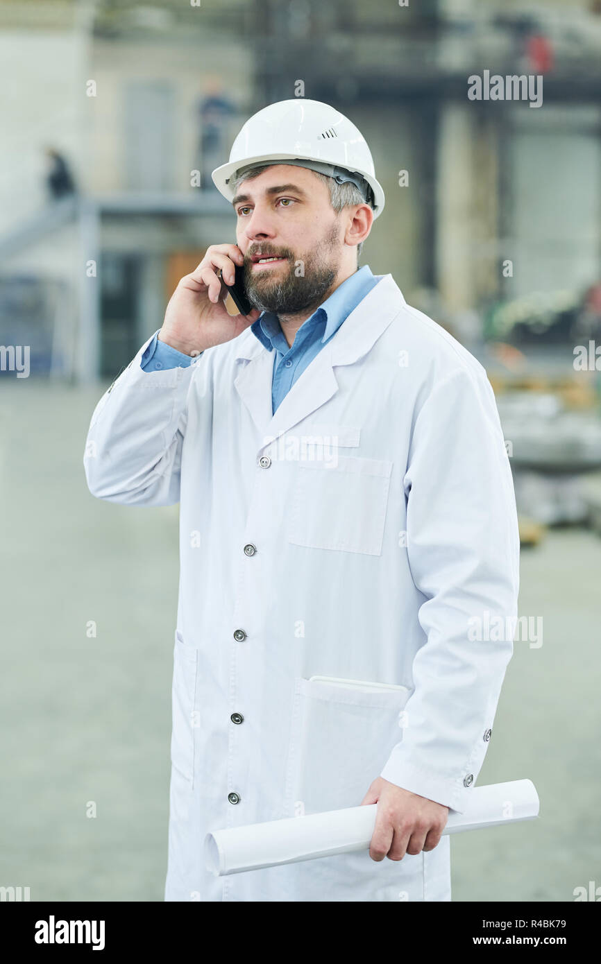 Phone inspection hi-res stock photography and images - Alamy