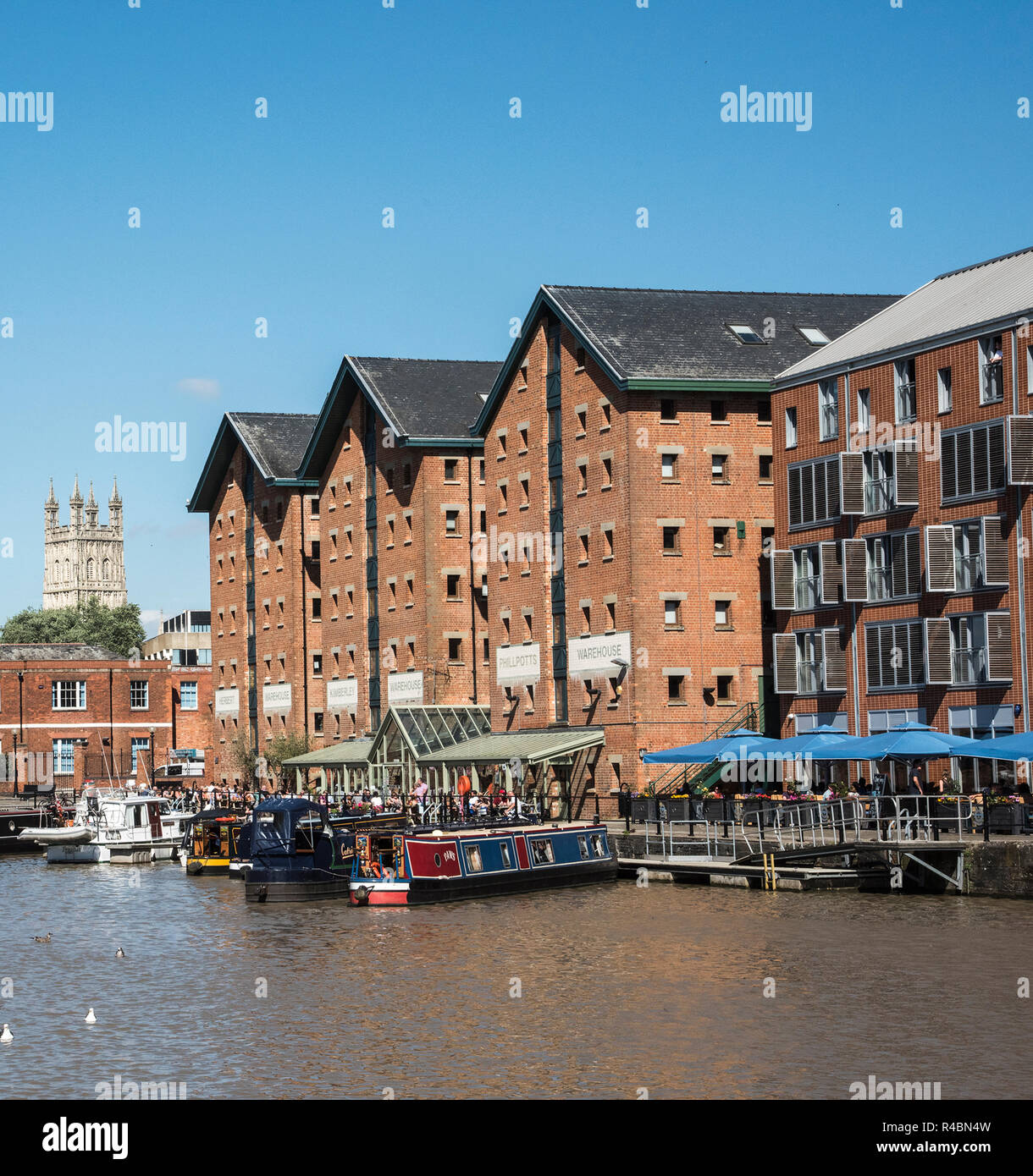 Historical Gloucester Docks renovated warehouses and canal side ...