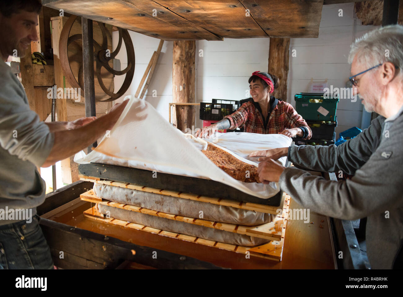 Vintage cider press hi-res stock photography and images - Alamy
