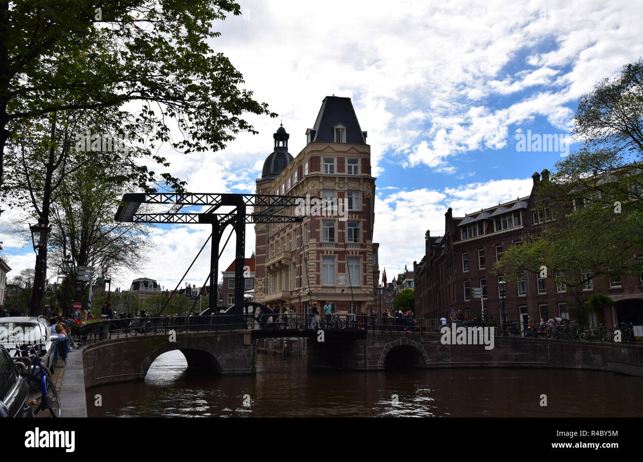 Drawbridge Staalmeestersbrug in Amsterdam, Holland, the Netherlands ...