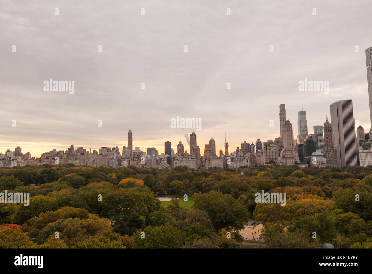 New york high rise sunrise hi-res stock photography and images - Alamy