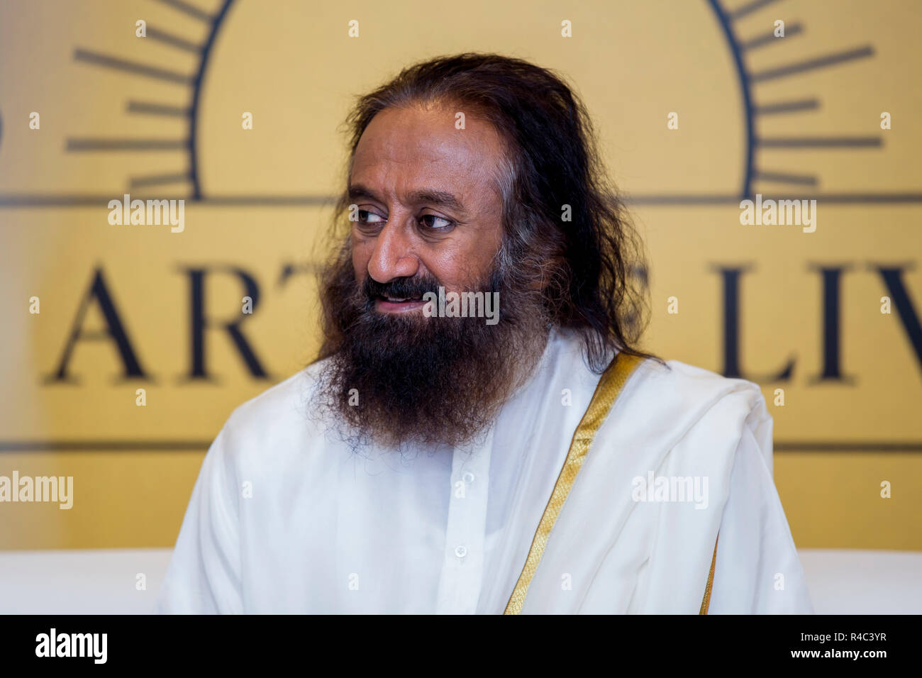 Sri sri ravi shankar hi-res stock photography and images - Alamy