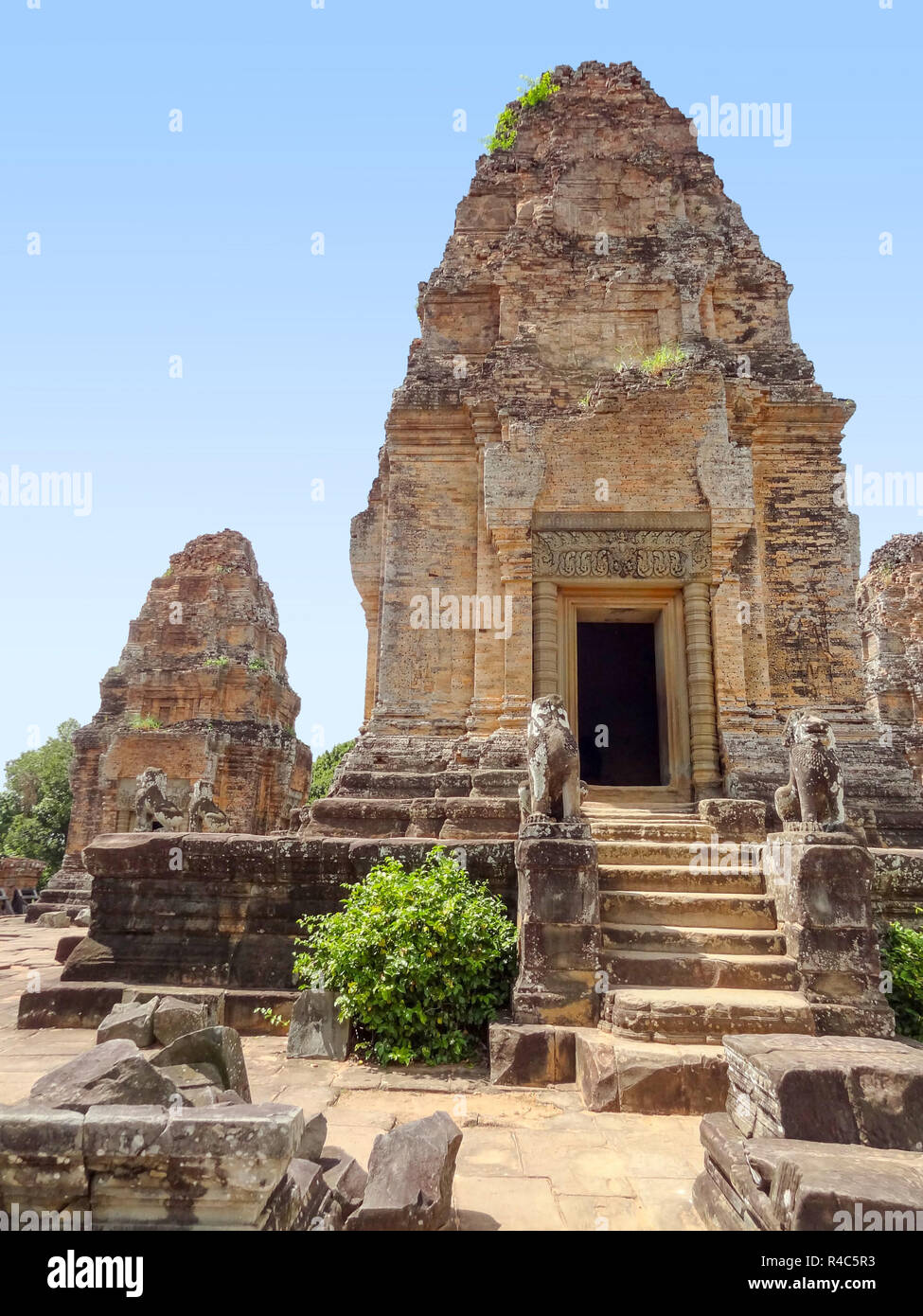 pre rup temple at angkor Stock Photo - Alamy