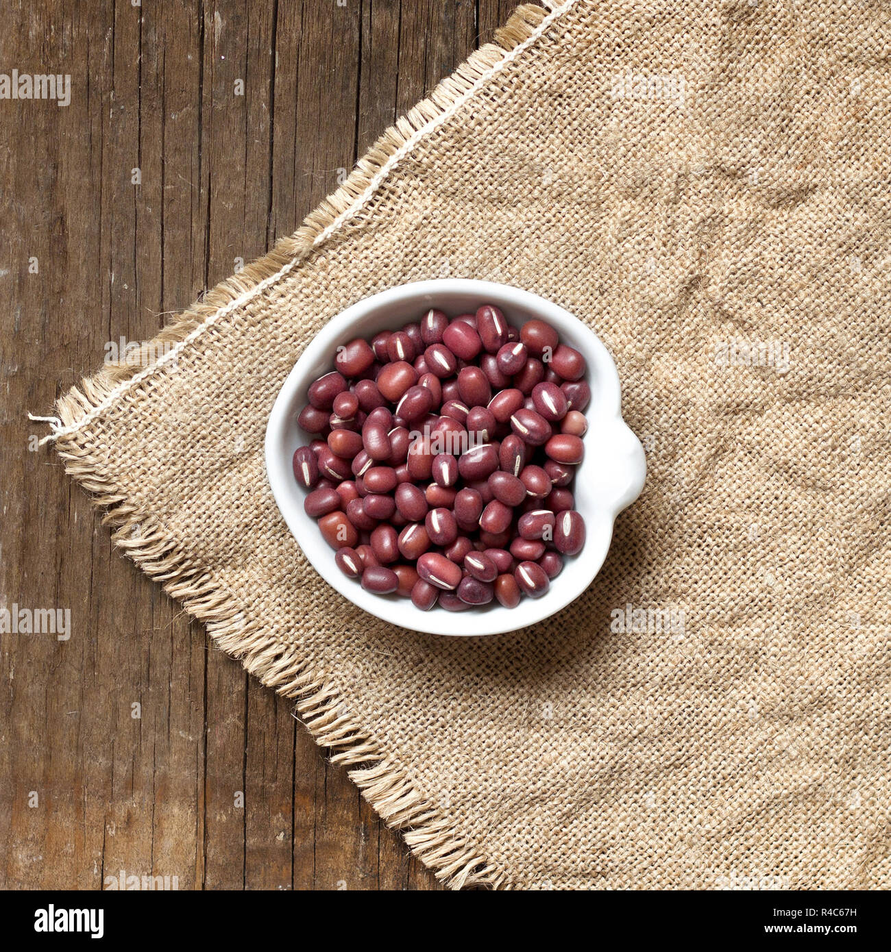Loose kernels hi-res stock photography and images - Alamy