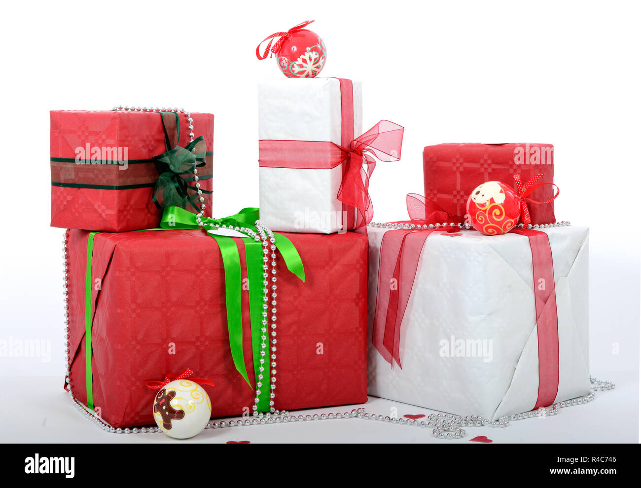 Red and white christmas gift boxes Stock Photo - Alamy