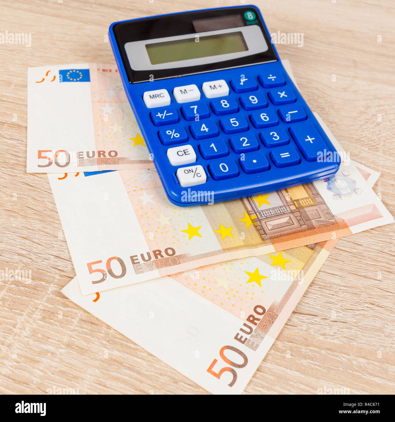 Million euro notes hi-res stock photography and images - Alamy