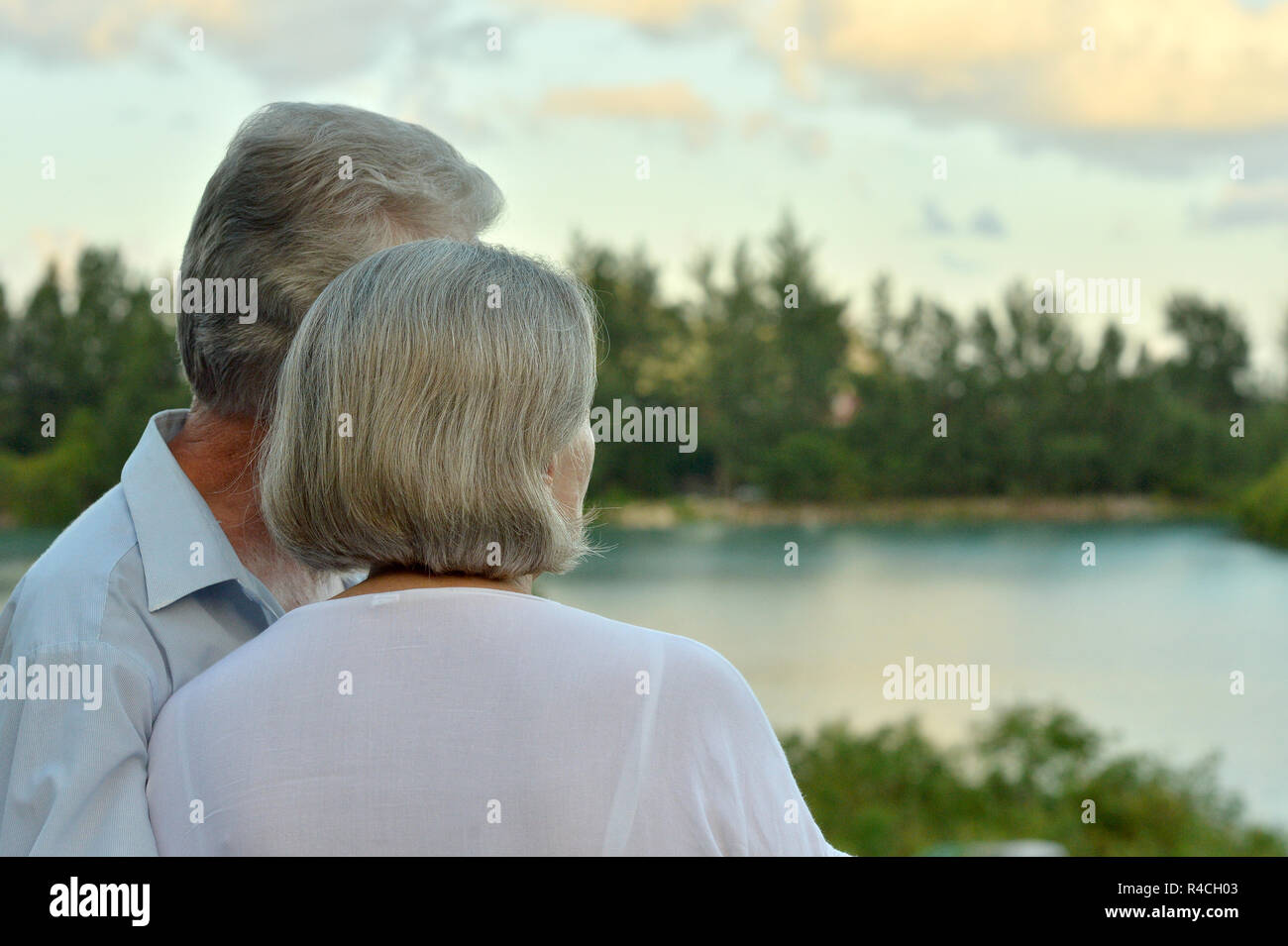 Travel back view hi-res stock photography and images - Alamy