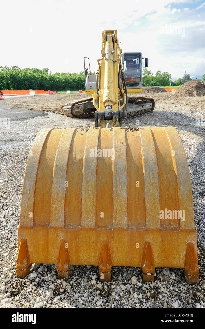 Electric mining shovel hi-res stock photography and images - Alamy