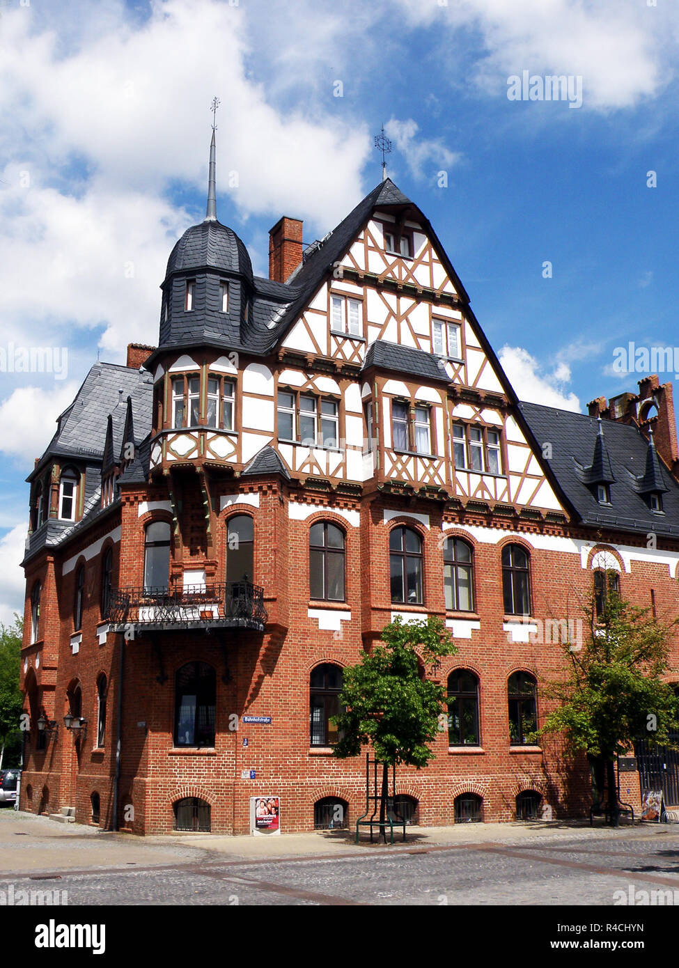 Truss romanticism hi-res stock photography and images - Alamy