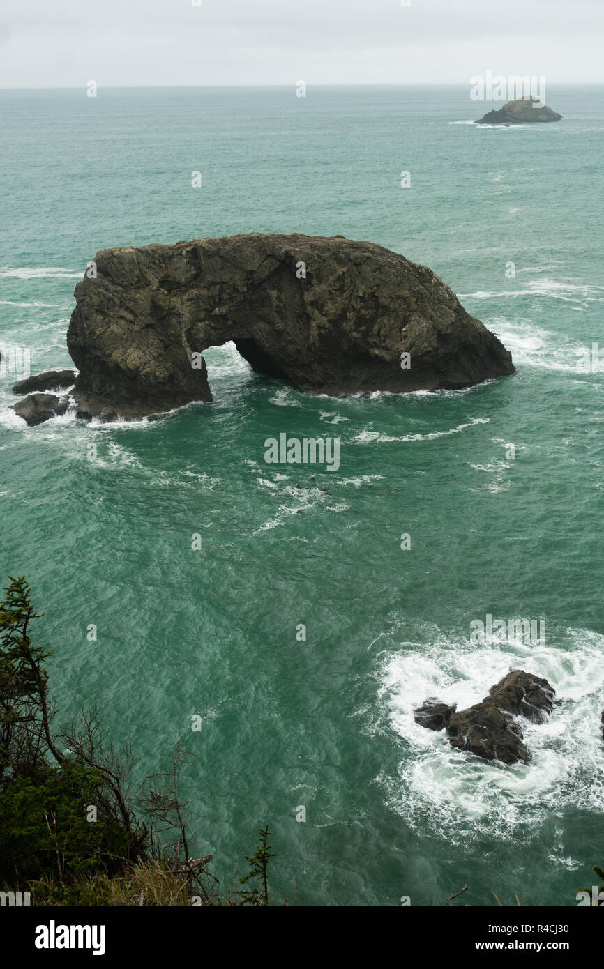 Arch Rock Pacific Ocean Oregon Coast United States Stock Photo - Alamy