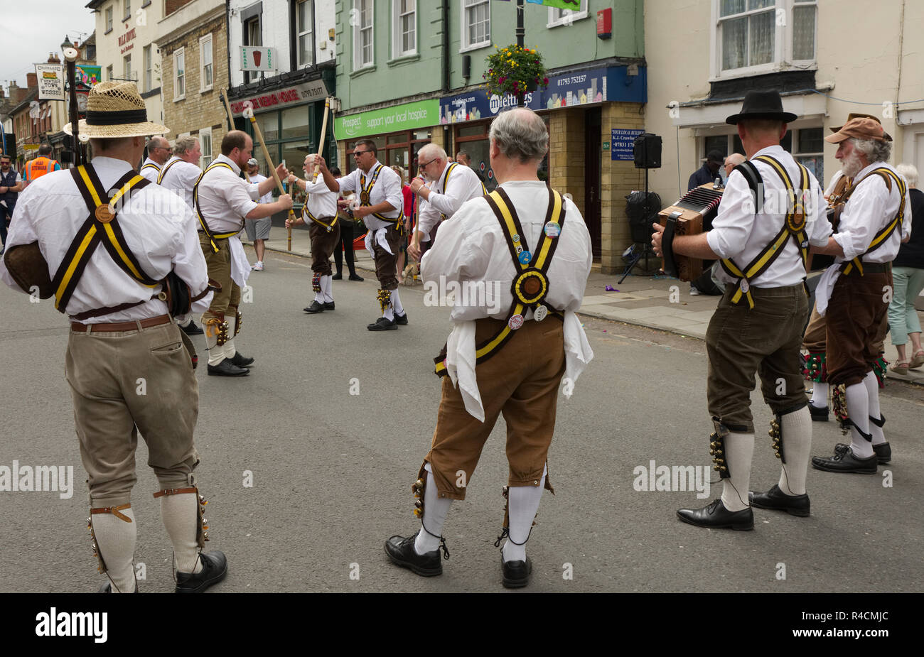 Morris men england hi-res stock photography and images - Alamy