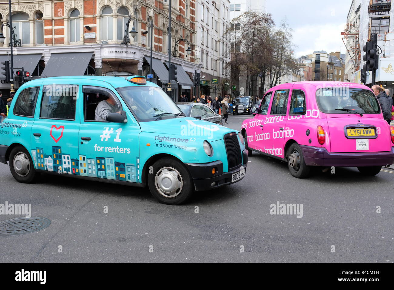 Colourful taxis hi-res stock photography and images - Alamy