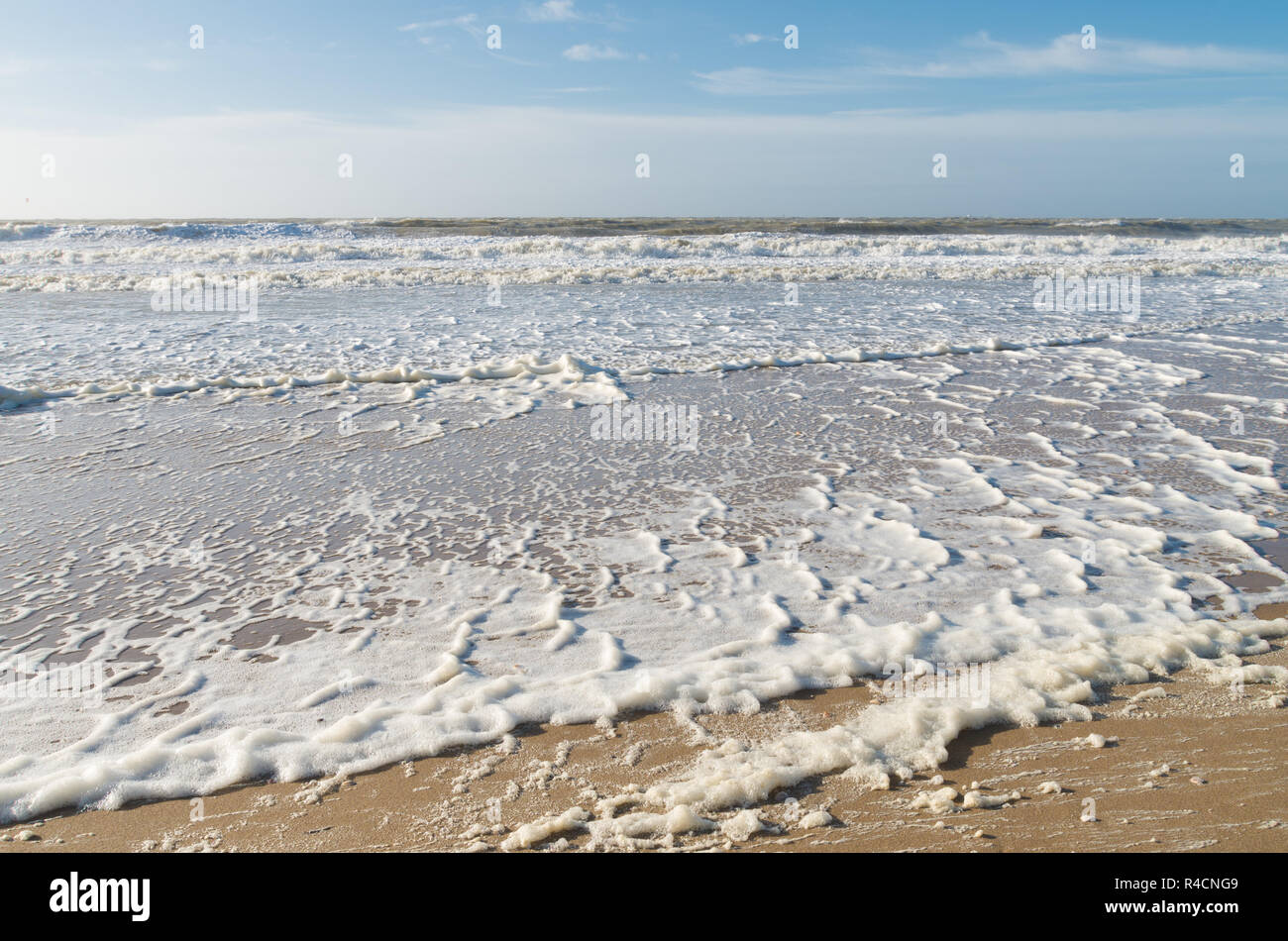 Evening waves foam on sandy hi-res stock photography and images - Alamy