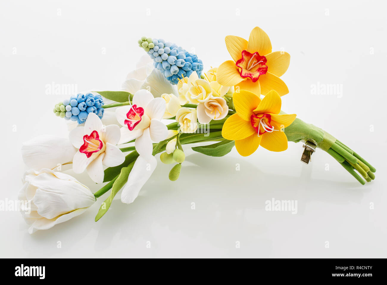 Beautiful spring flower bouquet Stock Photo - Alamy