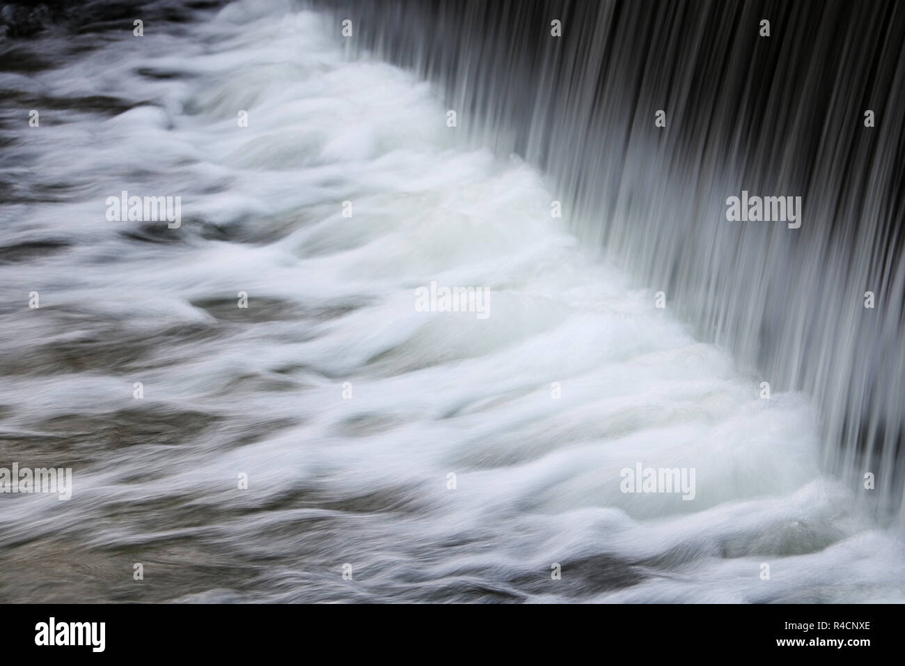 Water recycling basin hi-res stock photography and images - Alamy