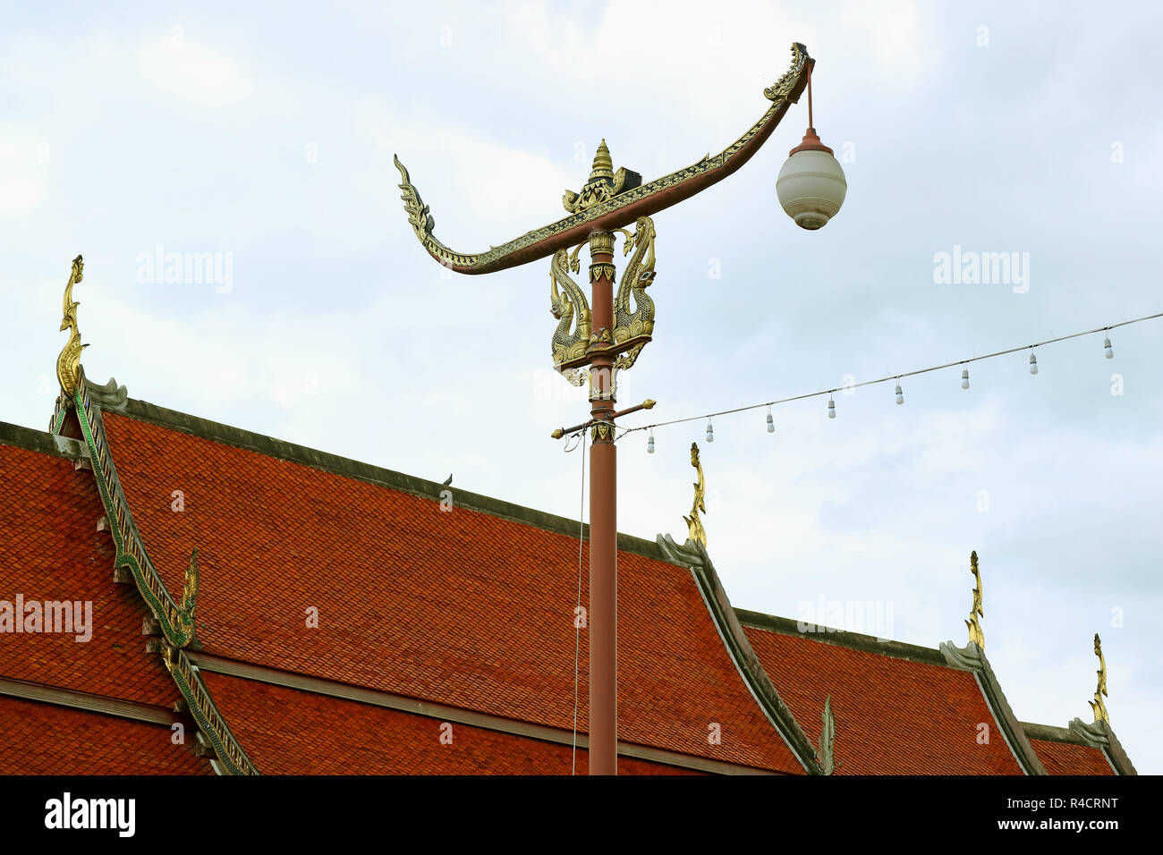 Boat shaped roof hi-res stock photography and images - Alamy